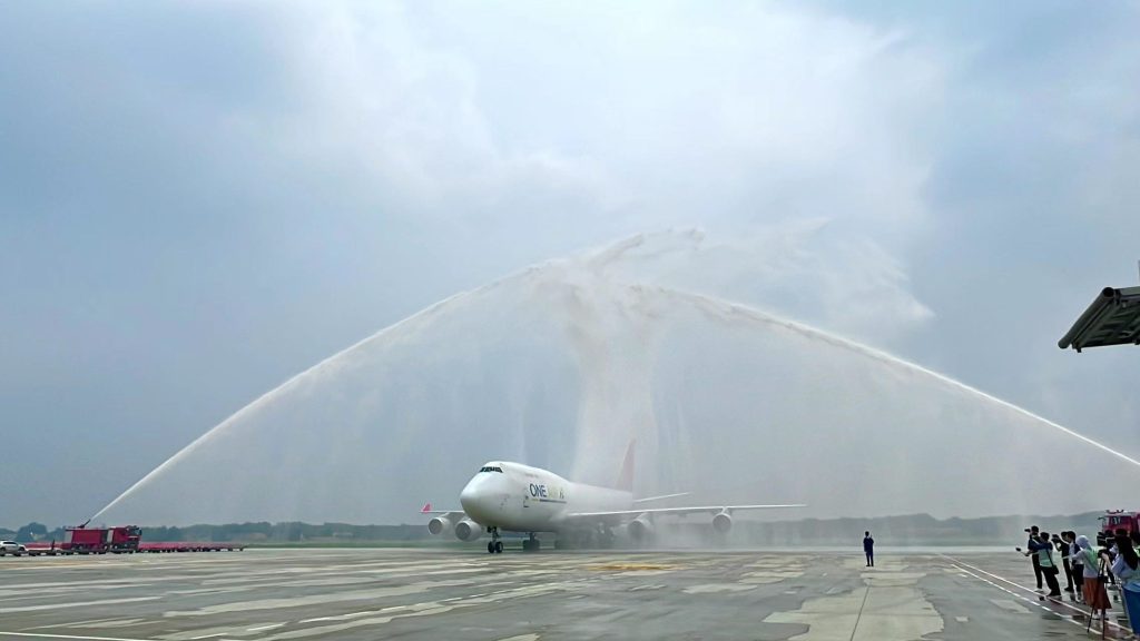 New British Cargo Airline One Air completes Inaugural Flight